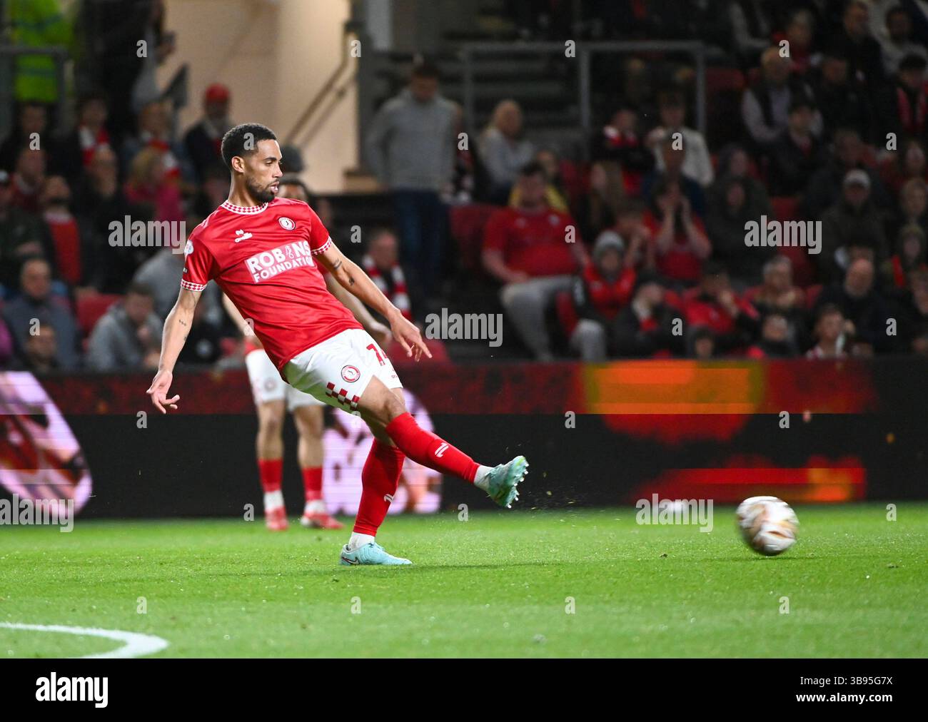 Ashton Gate, Bristol, UK. 8th May, 2025. EFL Championship Play Off ...