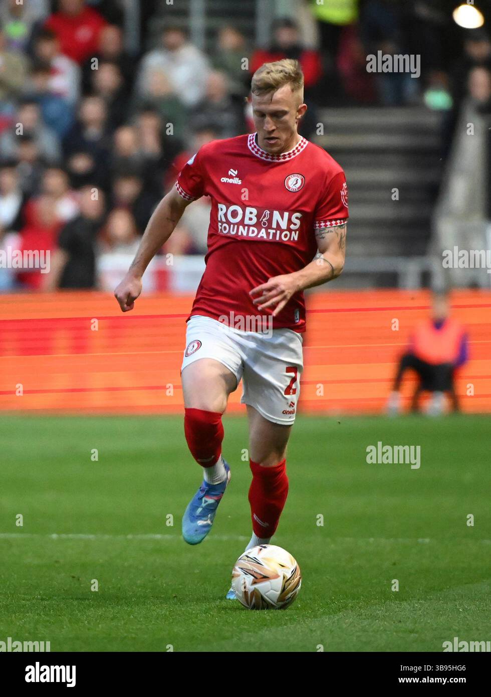 Ashton Gate, Bristol, UK. 8th May, 2025. EFL Championship Play Off ...