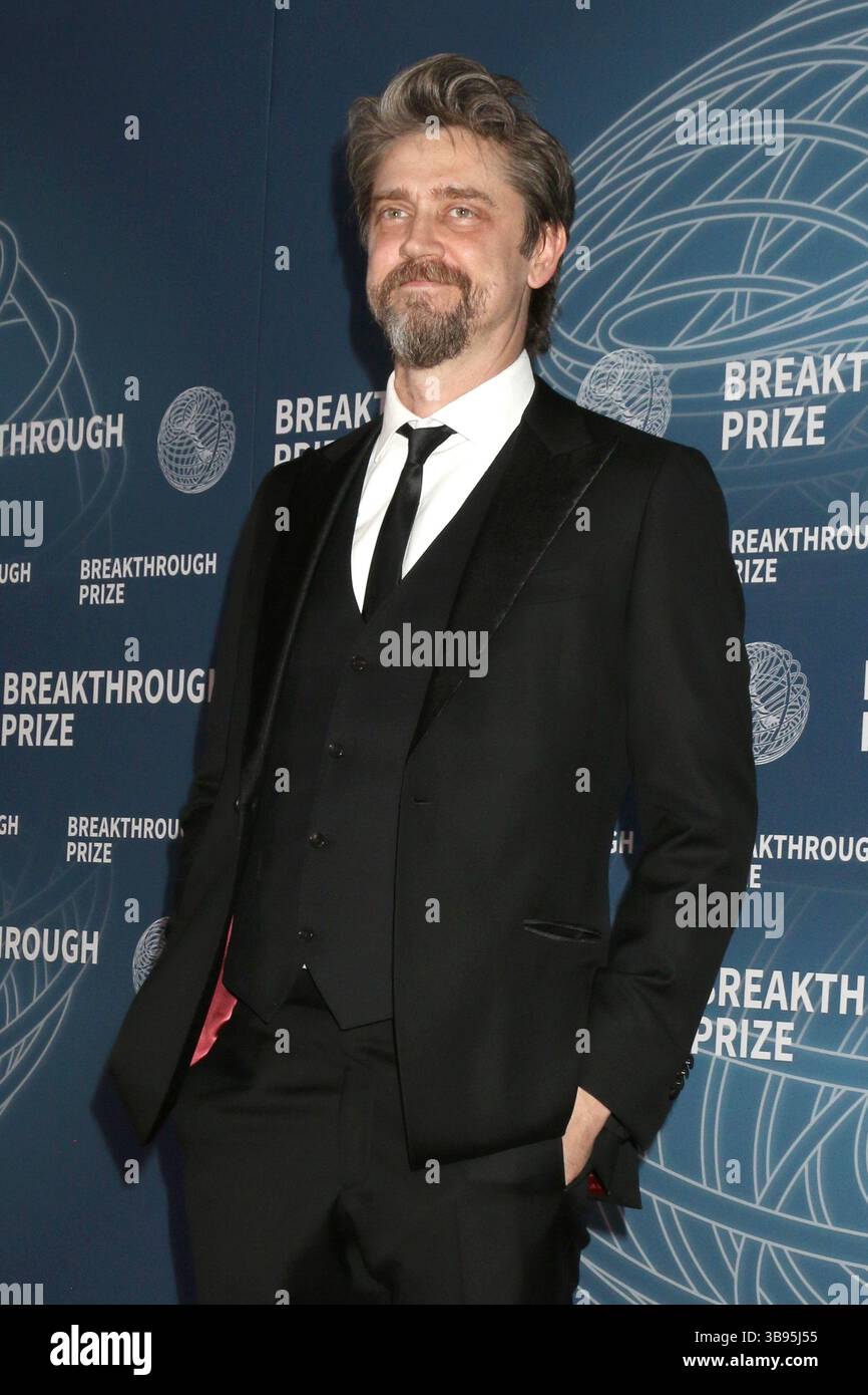 11th Breakthrough Prize Awards at Barker Hanger on April 5, 2025 in ...