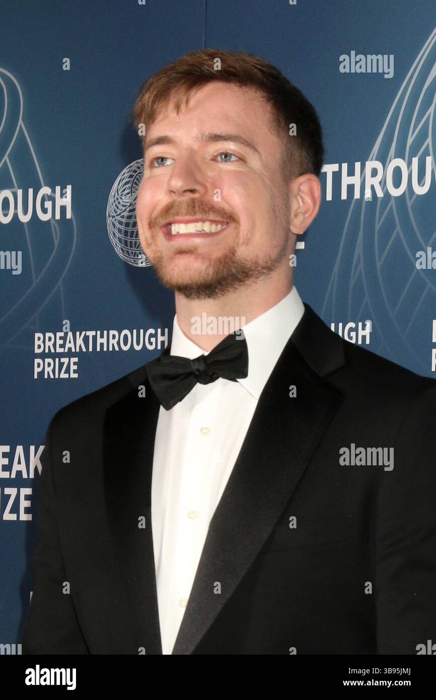 11th Breakthrough Prize Awards at Barker Hanger on April 5, 2025 in ...