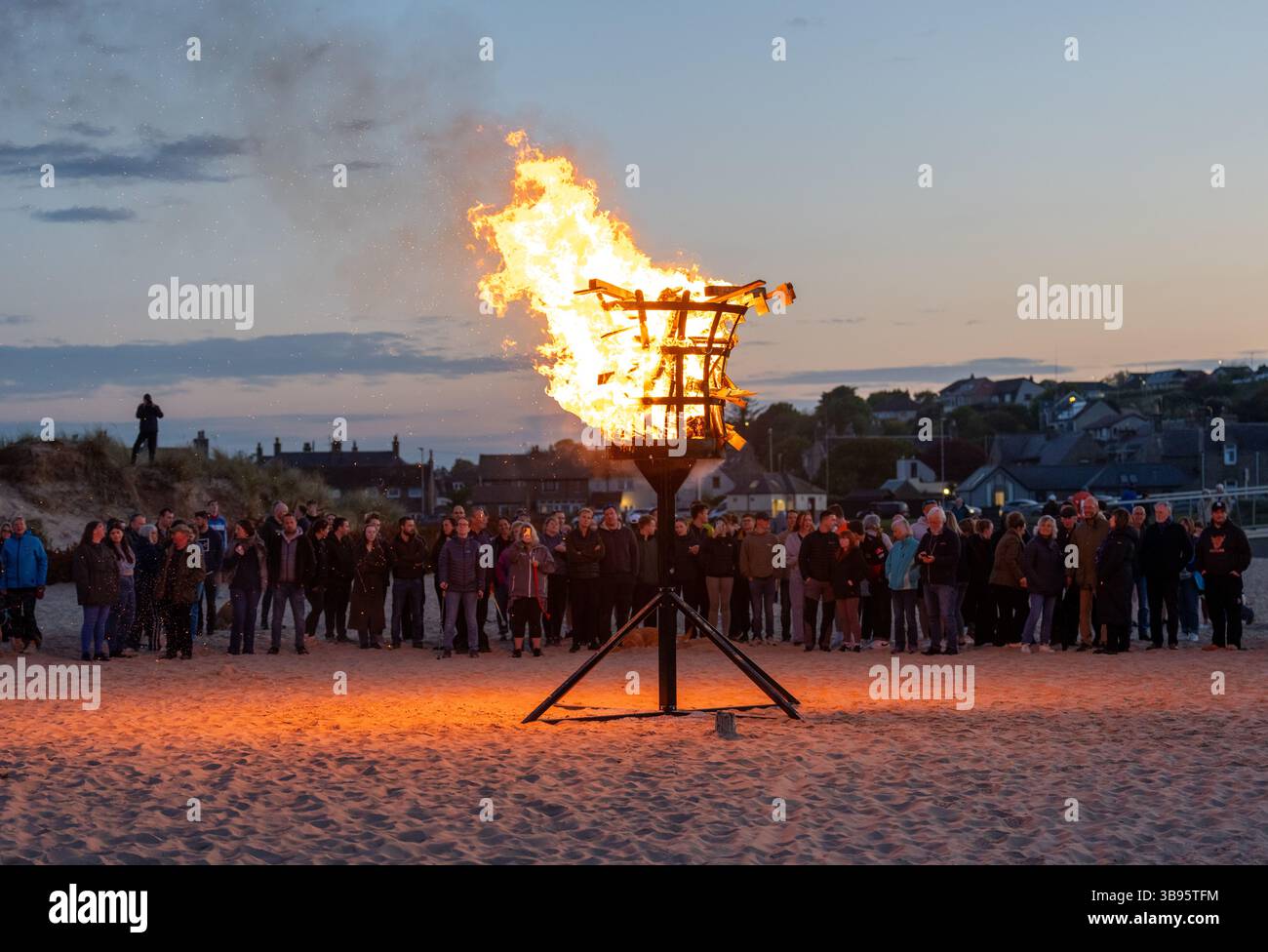 East Beach, Lossiemouth, Moray, UK. 8th May, 2025. This is the Beacon ...