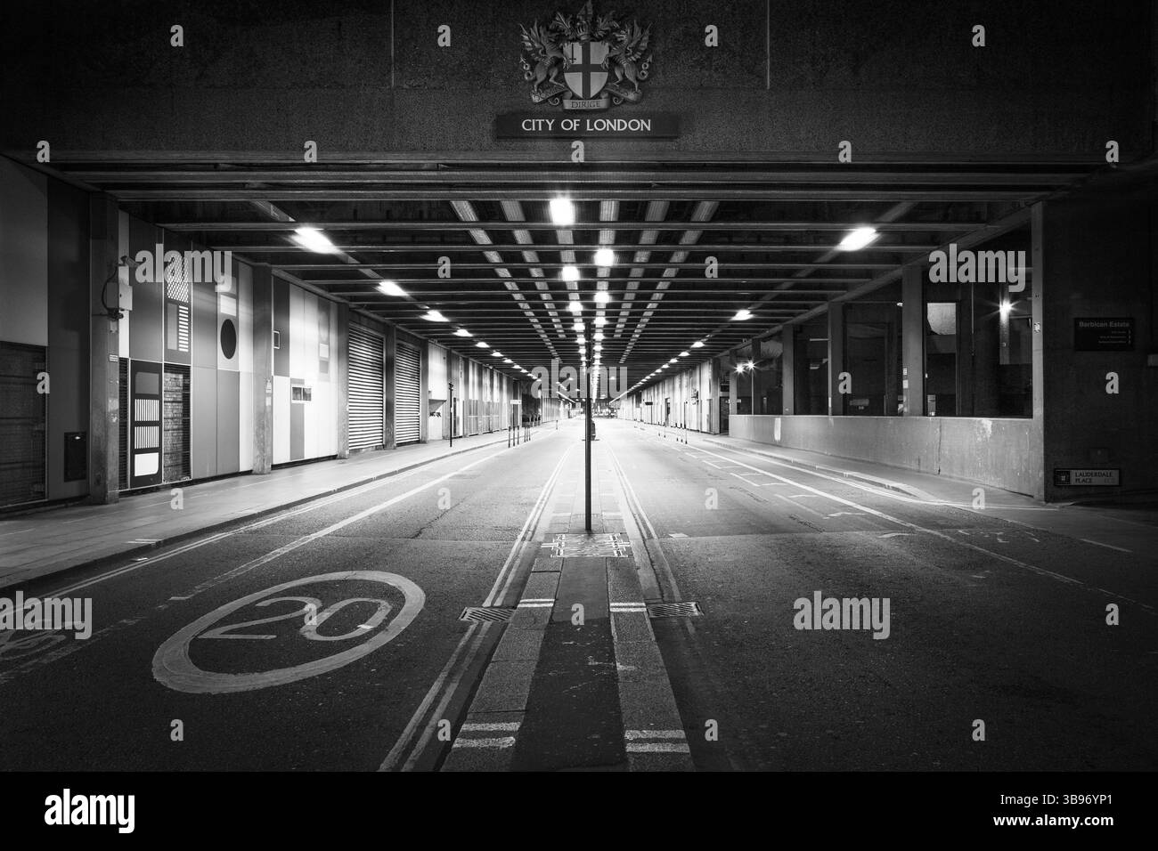 Inner city street Black and White Stock Photos & Images - Alamy