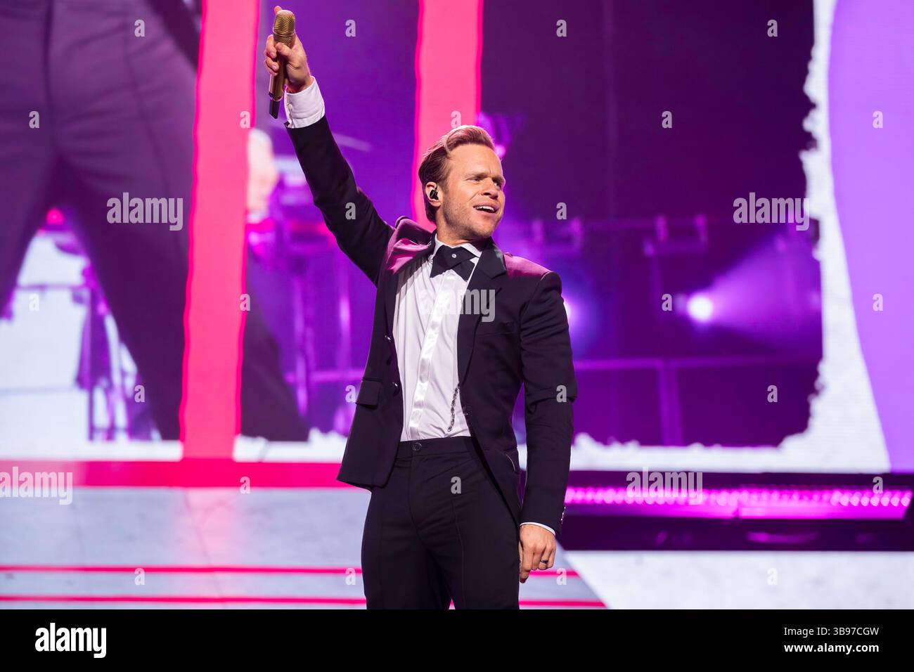 Manchester, England, 8th May, 2025. Olly Murs playing Co-op Live in ...