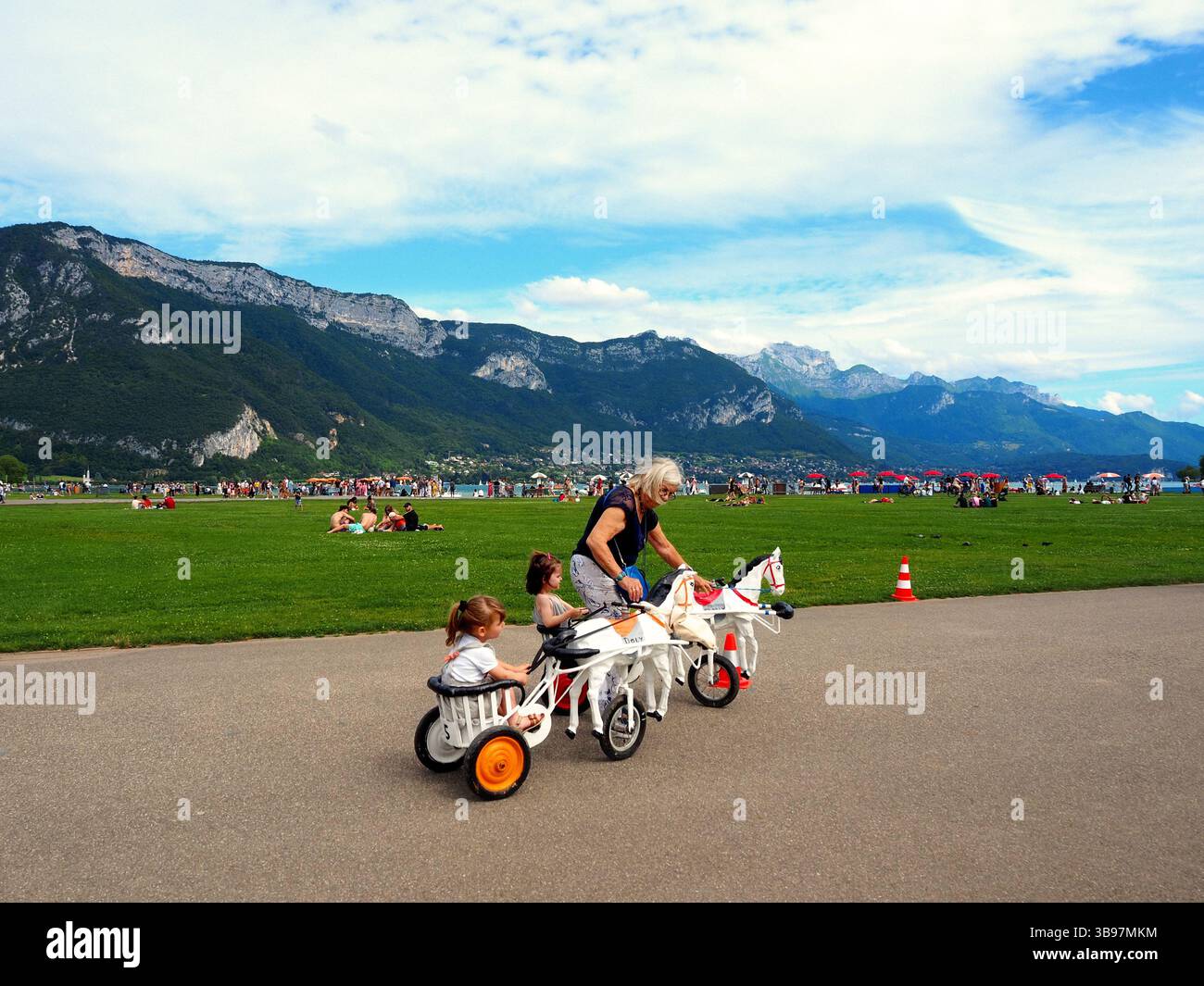 Slow moment france hi-res stock photography and images - Alamy