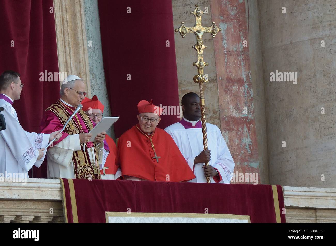Vatican City, Vatican. 08th May, 2025. VATICAN CITY, VATICAN - MAY 08 ...