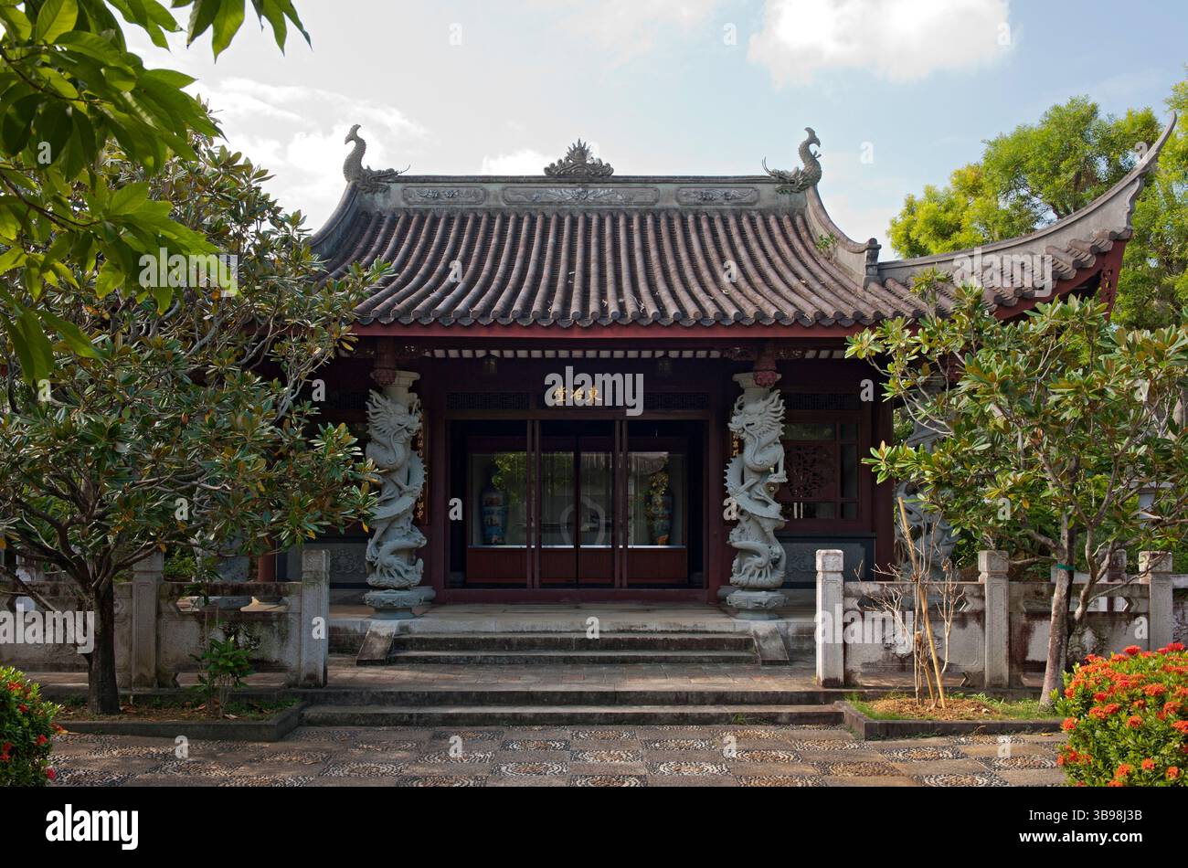 Fukushuen traditional classical Chinese garden modeled after the Fuzhou ...
