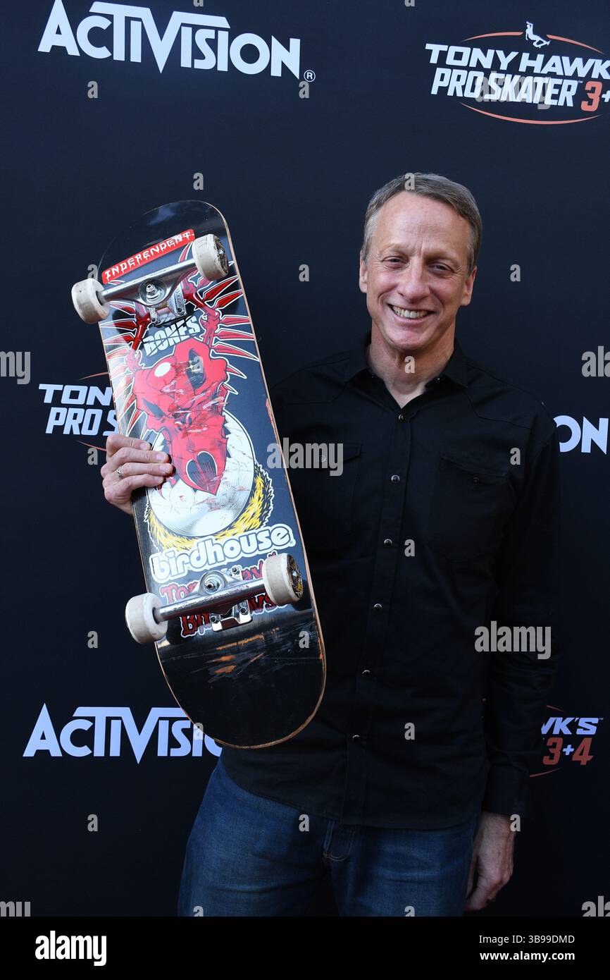 Los Angeles, California, USA 8th May 2025 Skateboarder Tony Hawk ...