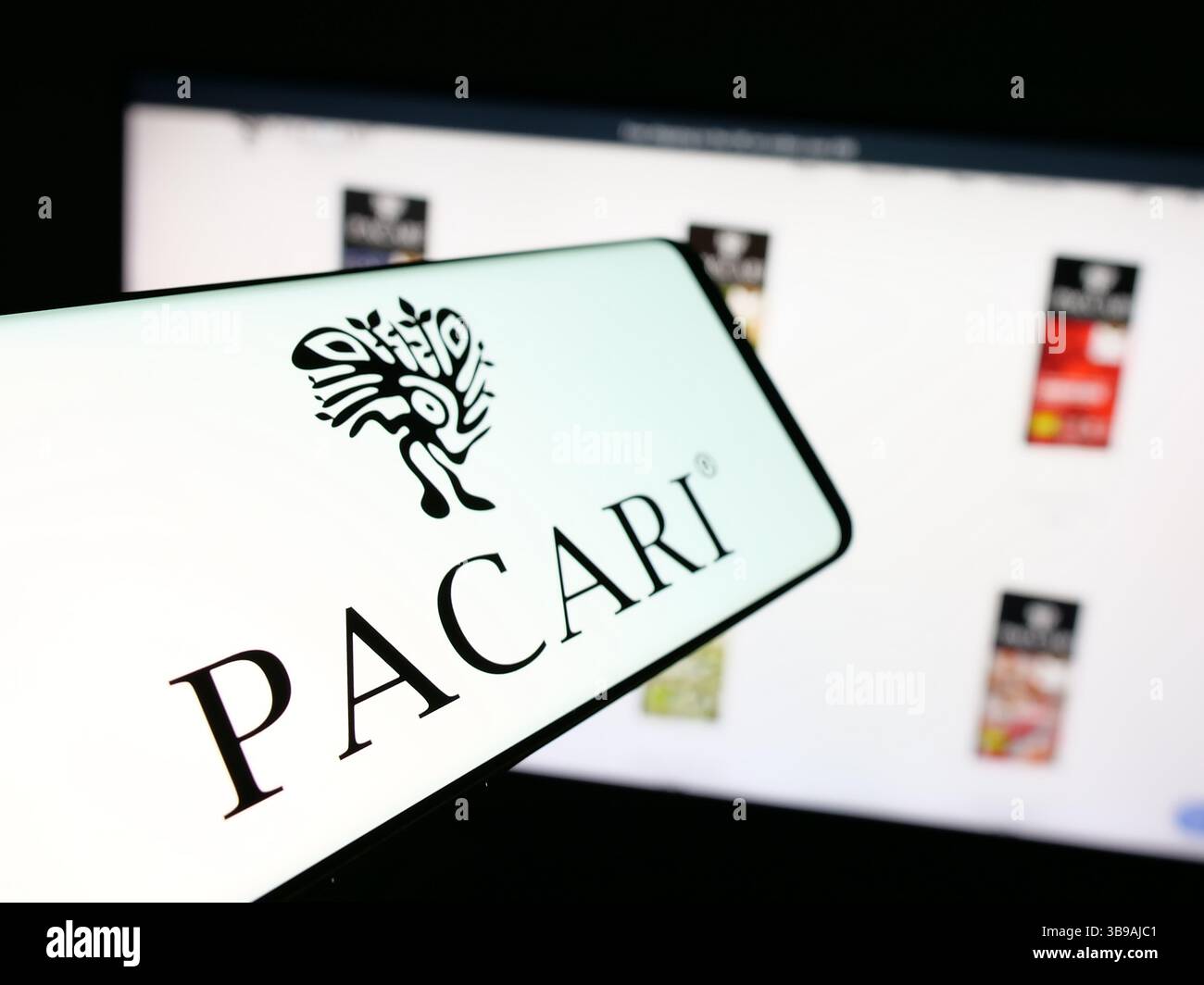 Pacari logo hi-res stock photography and images - Alamy