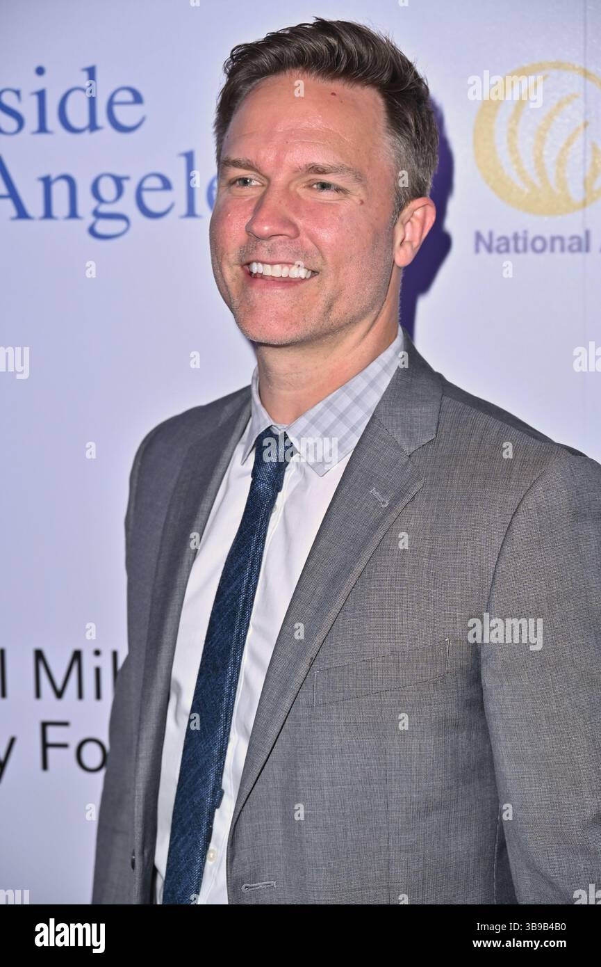 Beverly Hills, CA USA - May 8, 2025: Scott Porter attends the 2025 NAMI ...