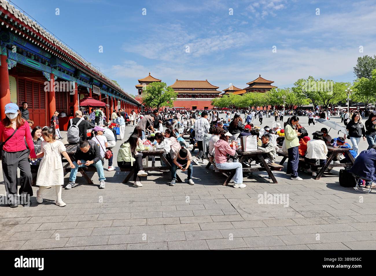 Tourists visit the Palace Museum on May Day in Beijing, China, 1 May ...