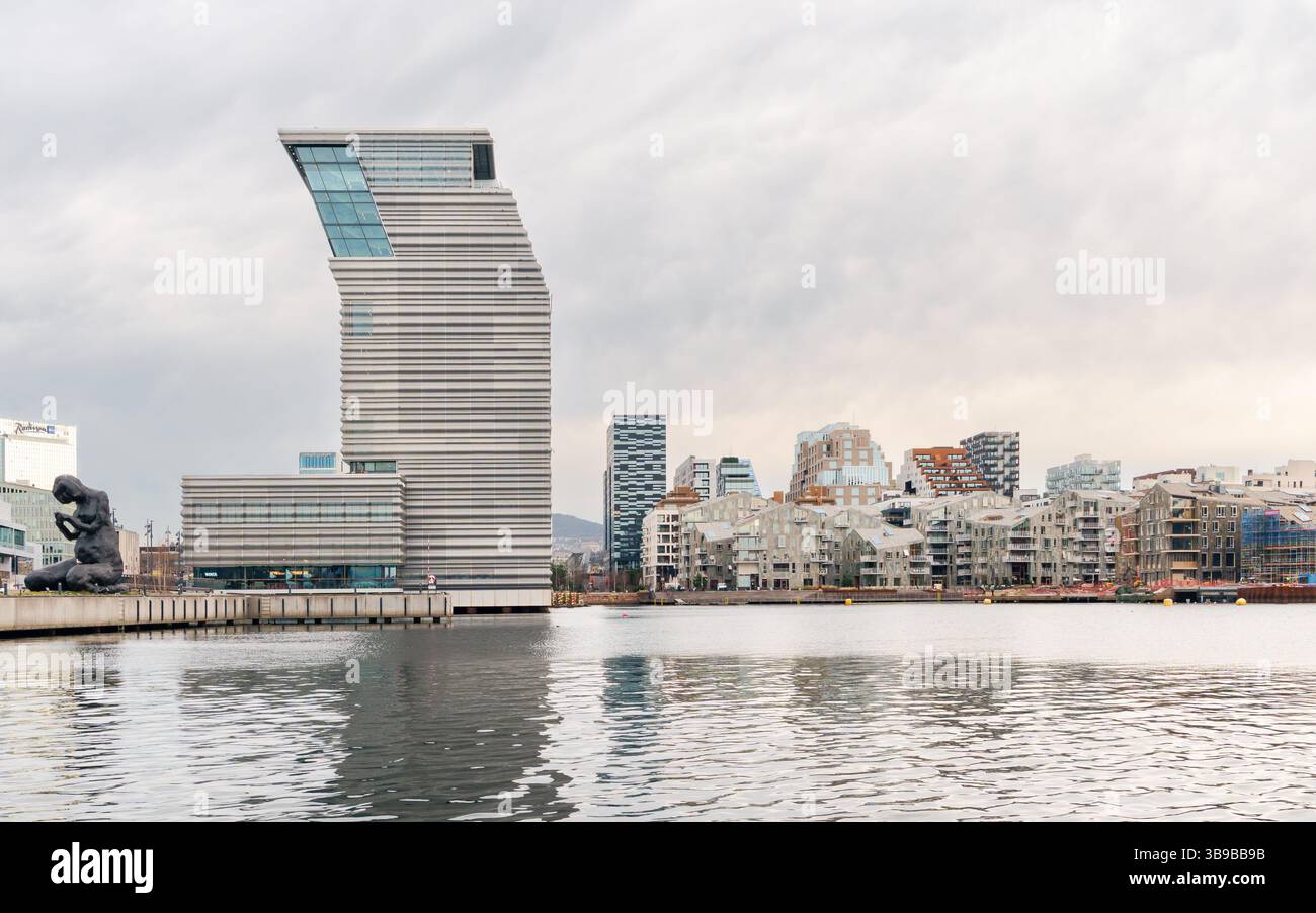 Oslo, Norway - Munch Museum by Estudio Herreros, across water Stock ...