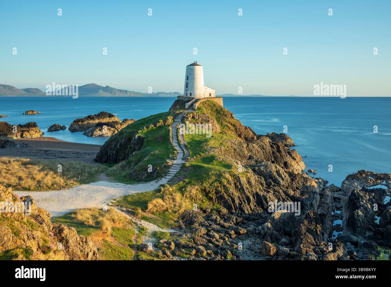 Twr Mawr lighthouse, Llanddwyn Island, Anglesea, Wales, UK, Europe ...
