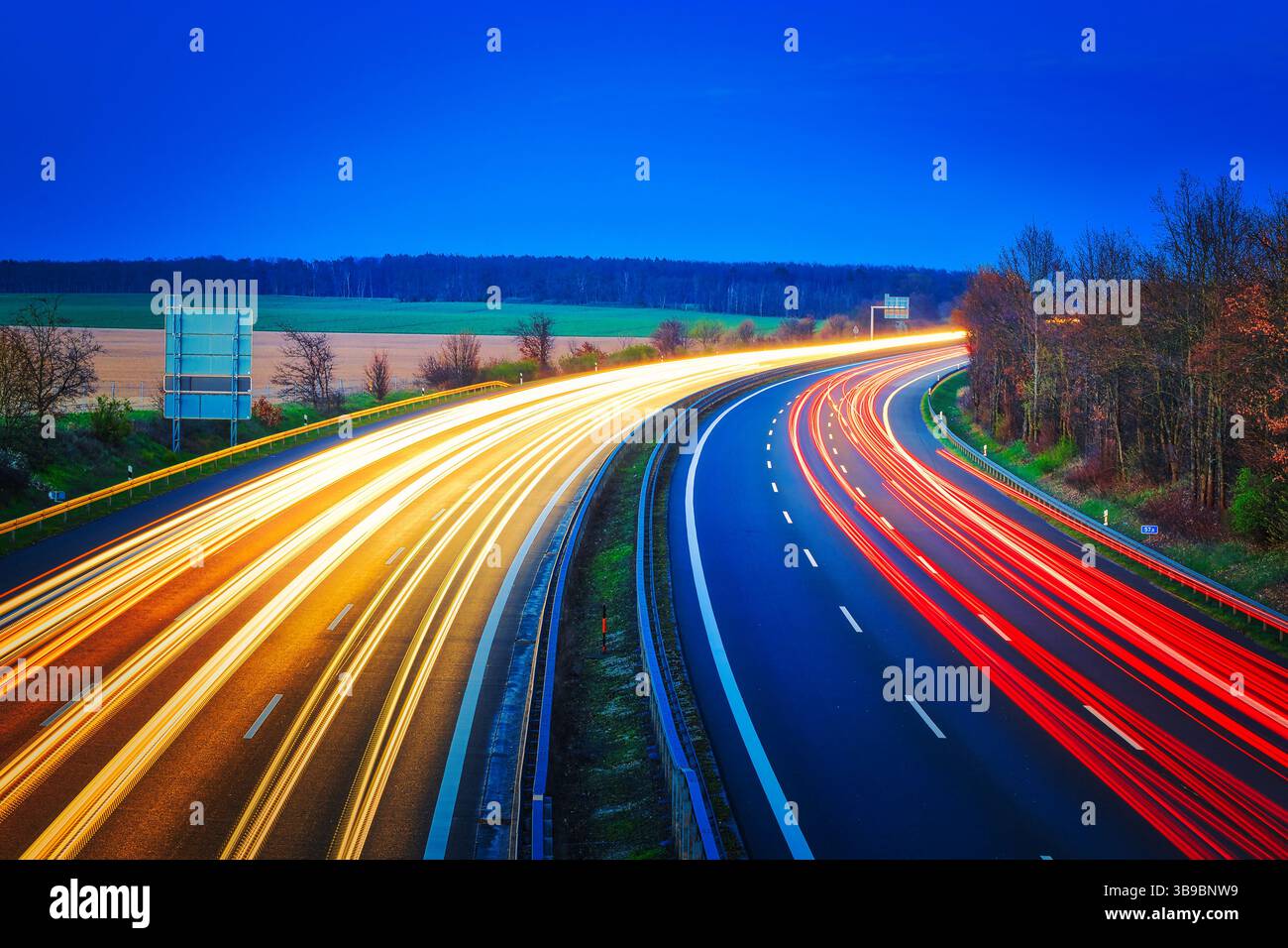 Traffic on the Highway - Travel - Background - Line - Ecology - Long ...