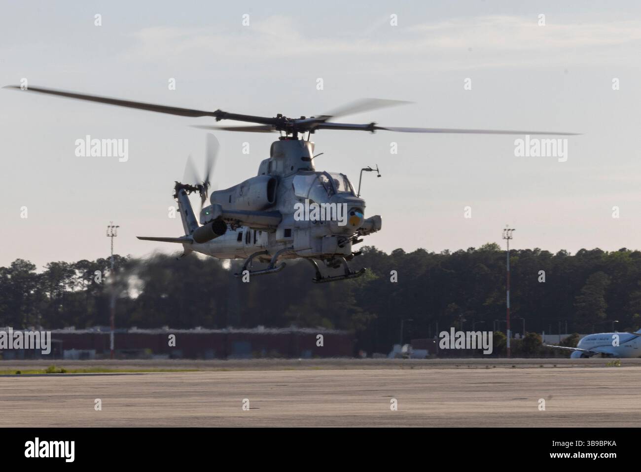 A U.S. Marine Corps AH-1Z Viper assigned to Marine Light Attack ...