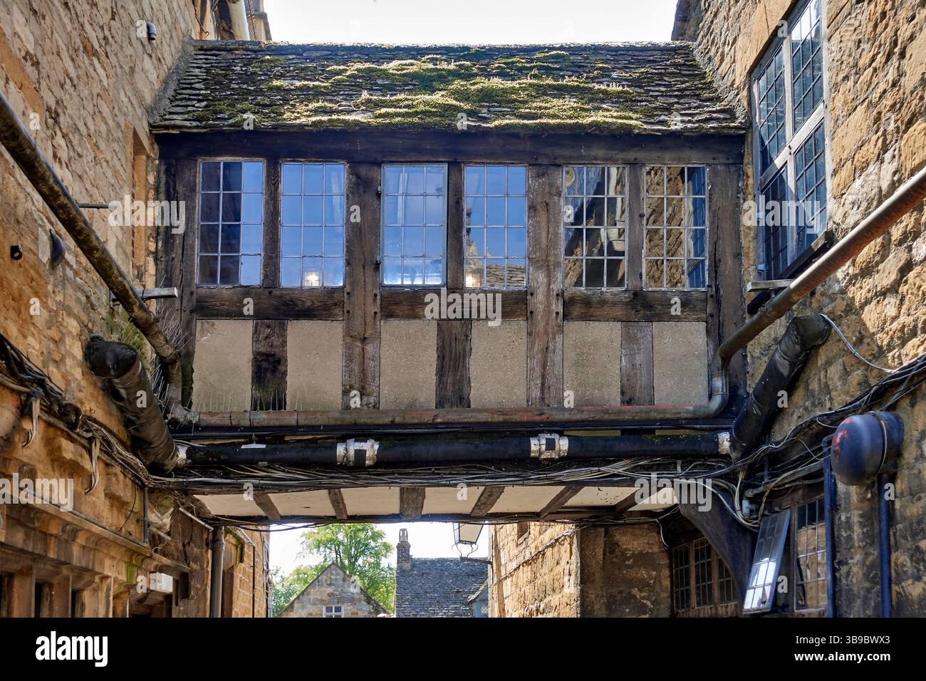 Building skybridge, elevated structure connecting two buildings ...