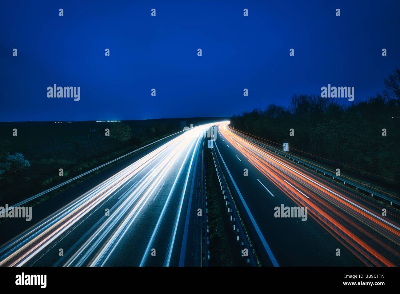 Traffic on the Highway - Travel - Background - Line - Ecology - Long ...