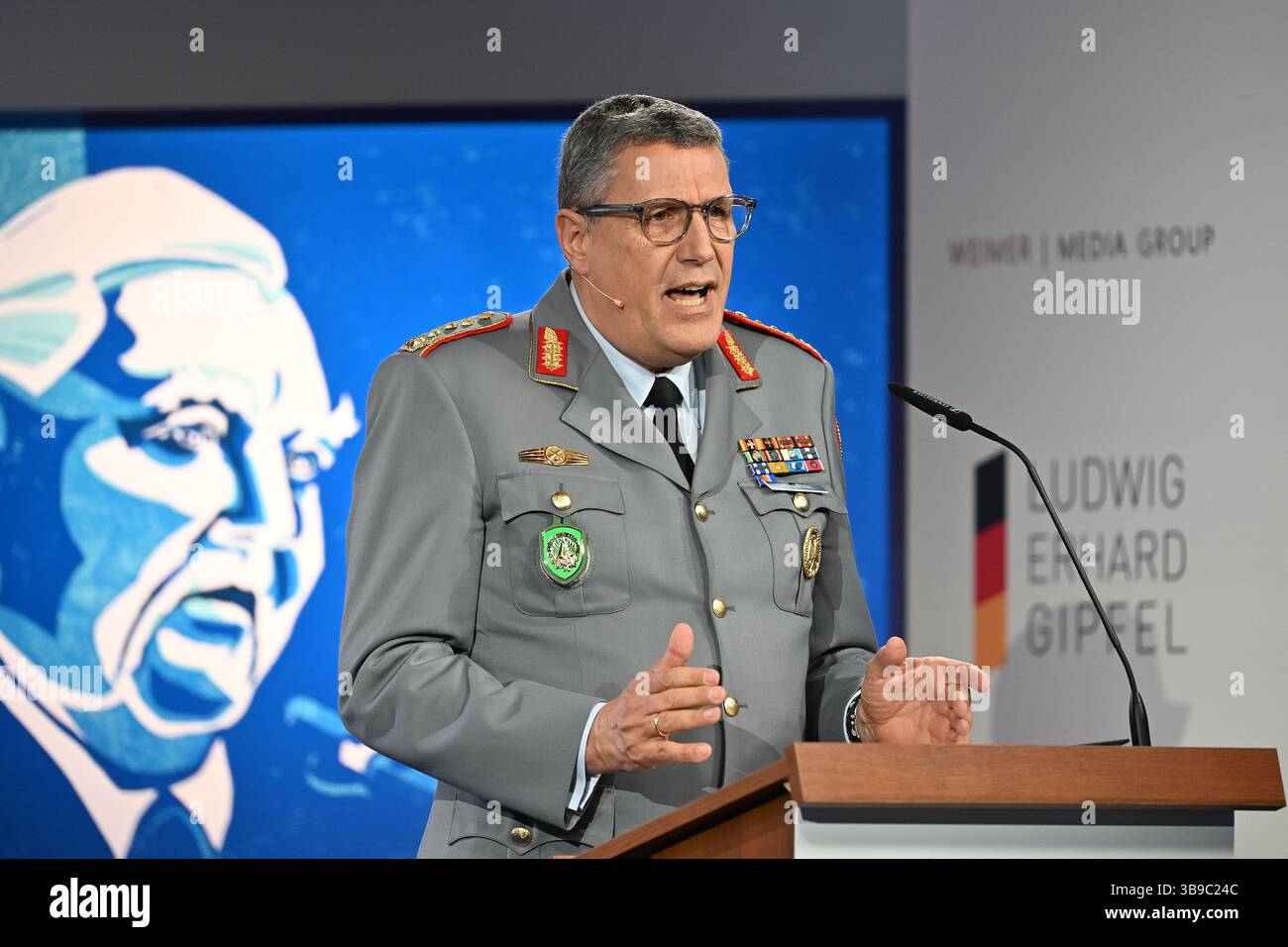 General Markus Laubenthal, Chief of Staff Supreme Headquarters Allied ...