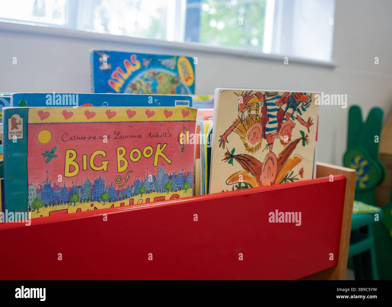 Children's book library in school classroom with mixed titles Stock ...