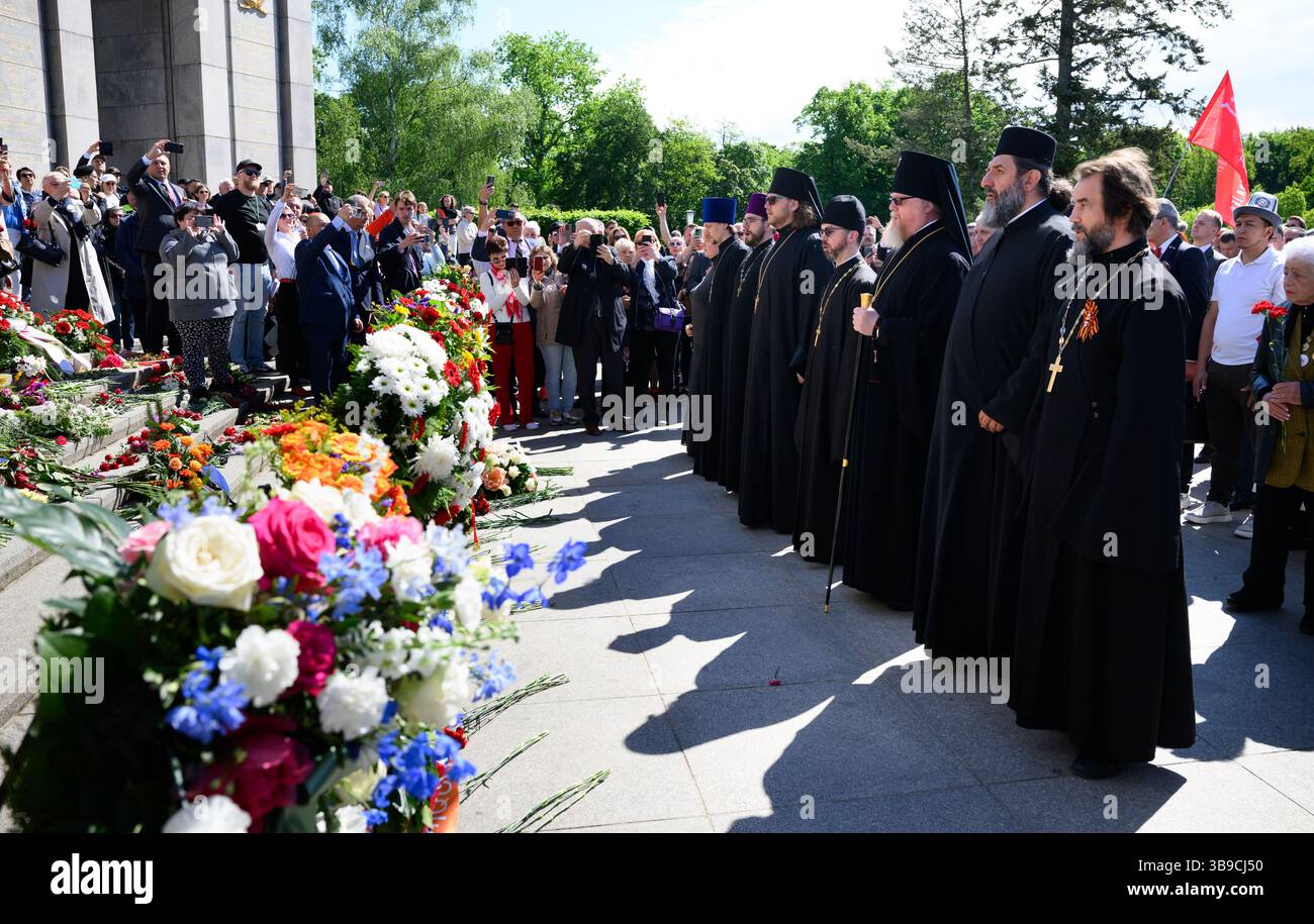Berlin, Germany. 09th May, 2025. Representatives of the Russian ...