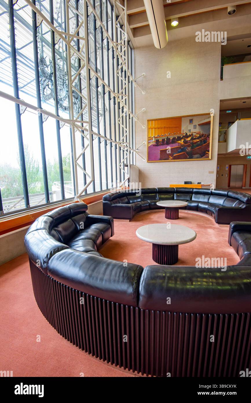 The non-courtroom interior of the 1980 completed High Court of ...