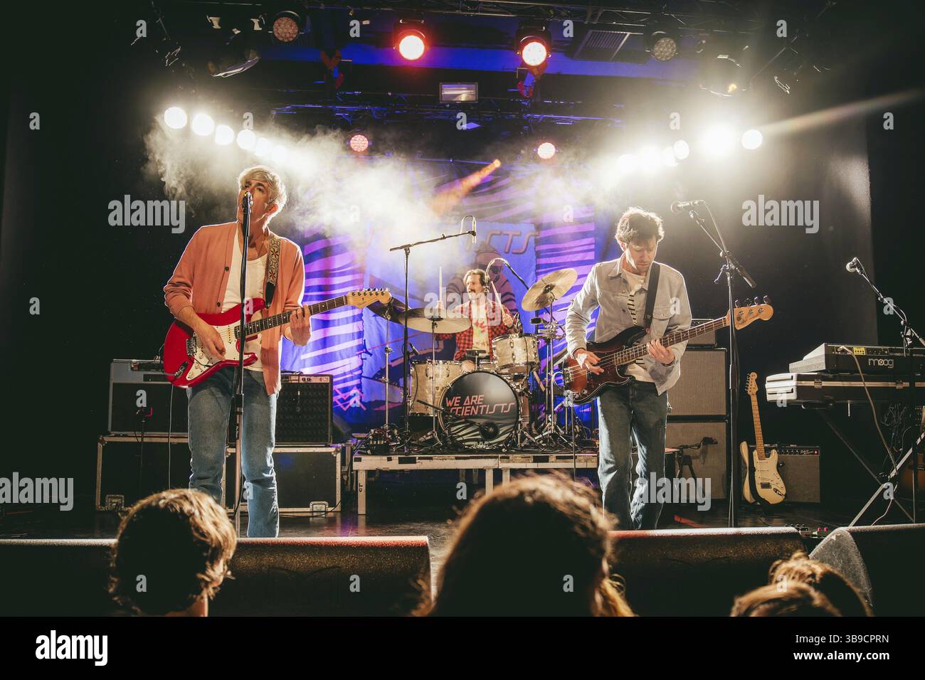 Keith Murray (singer and guitarist), Keith Carne (drummer) and Chris ...