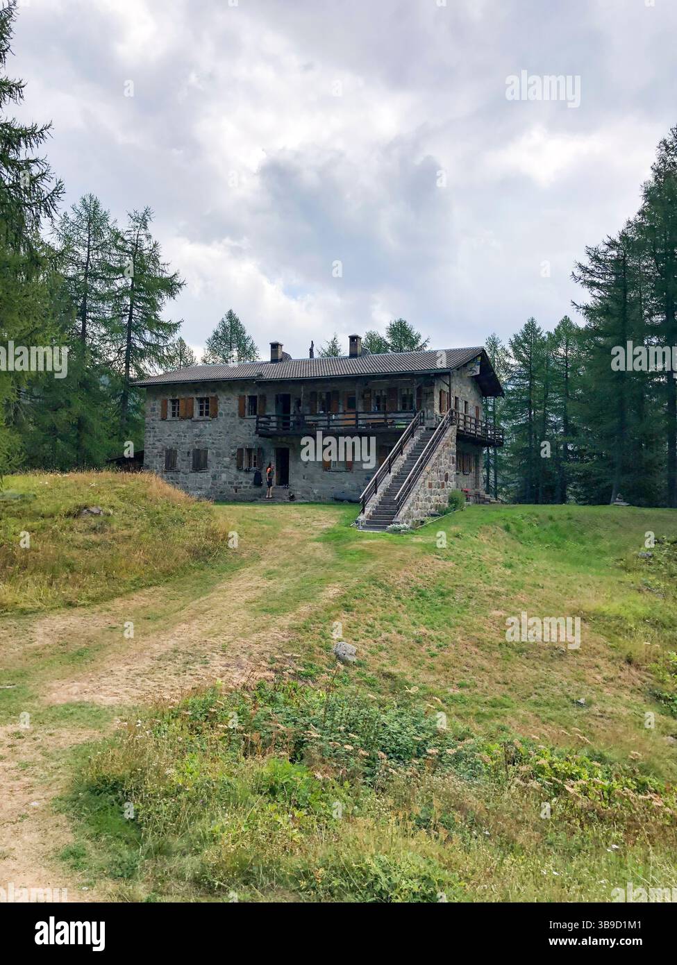 Traditional buildings in the Swiss Alps Stock Photo - Alamy