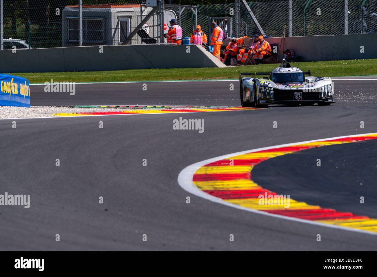 Spa Francorchamps, Belgium. 09th May, 2025. Peugeot racing Hypercar pass Througth Les Combes ...