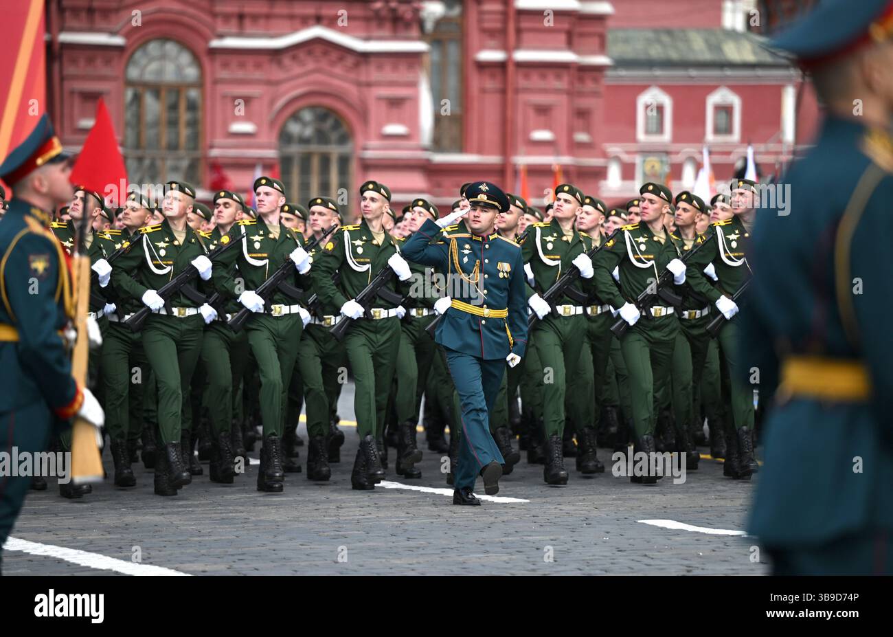 Moscow, Russia. 9th May, 2025. Soldiers march during a grand parade ...