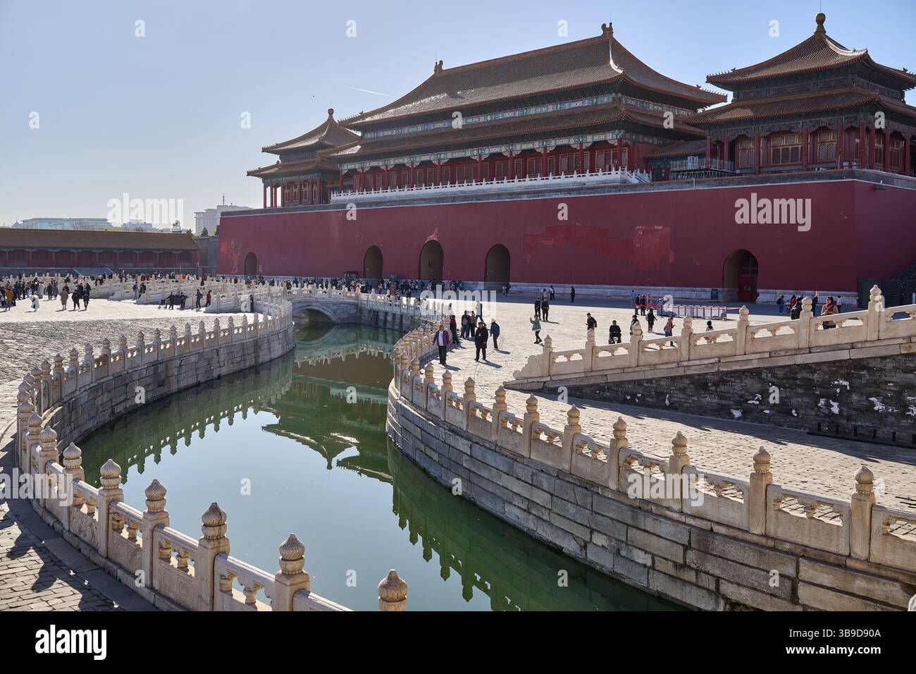 Curved White Stone Bridges Over Canal with Tourists Exploring the ...