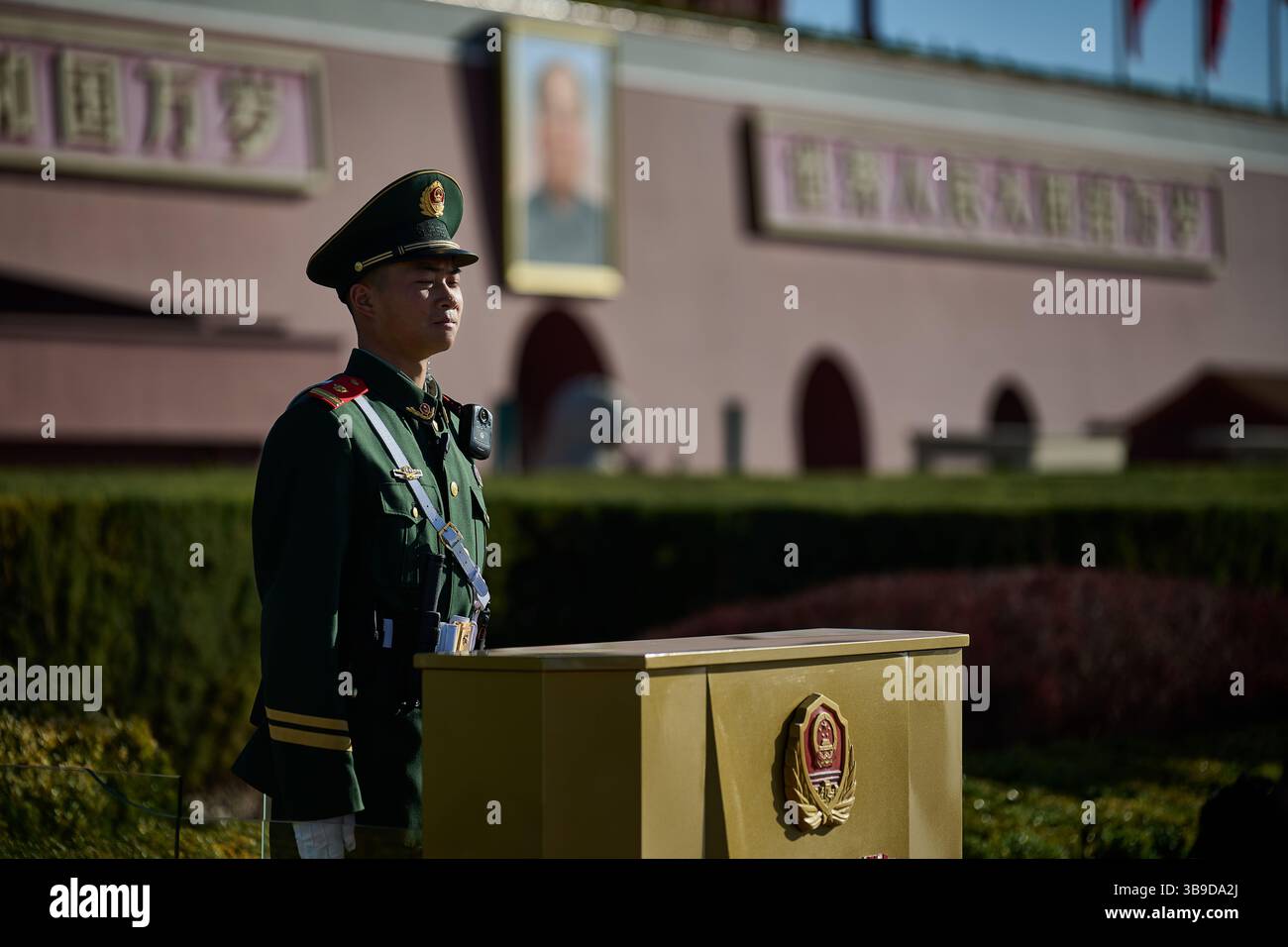 Chinese Soldier Standing Guard at Tiananmen Gate under Harsh Daylight ...