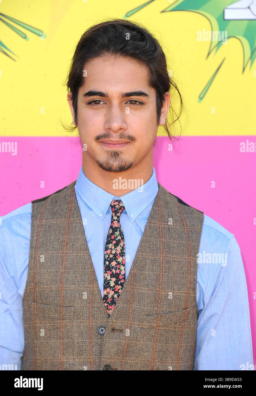 Avan jogia nickelodeon kids choice hi-res stock photography and images - Alamy