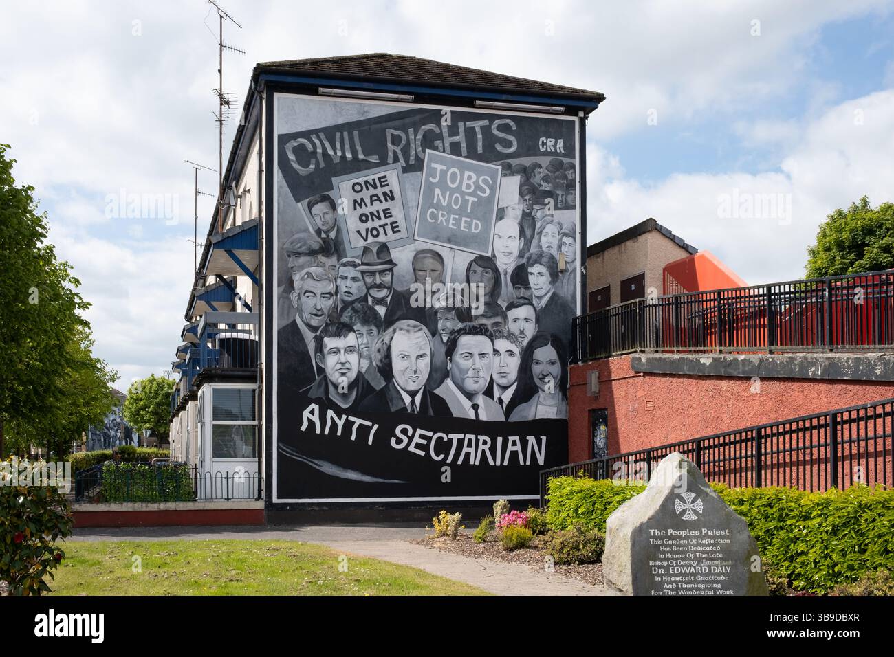 Derry / Londonderry, Northern Ireland - May 7th, 2025: Civil Rights ...