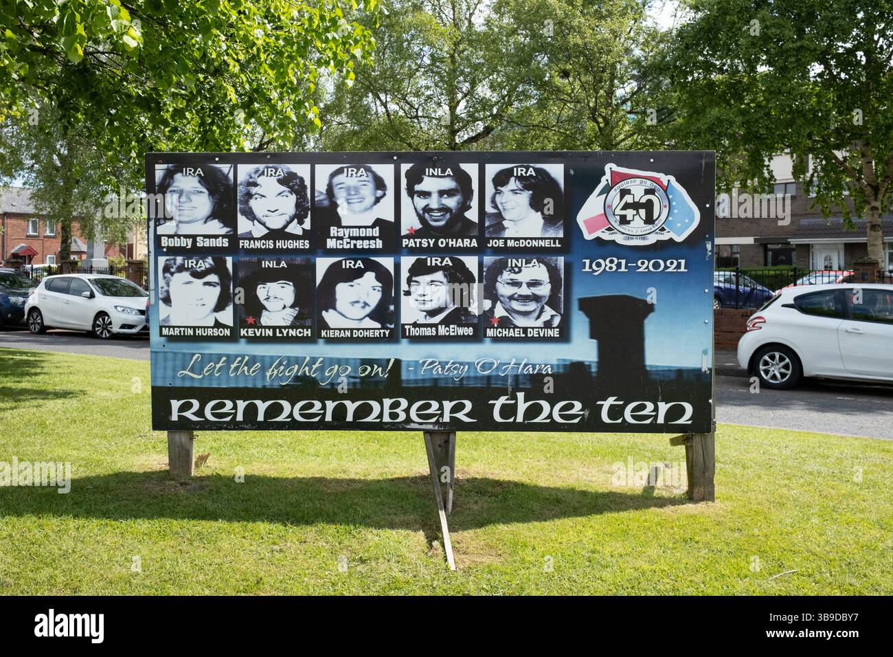Derry / Londonderry, Northern Ireland - May 7th, 2025: Sign in Bogside ...