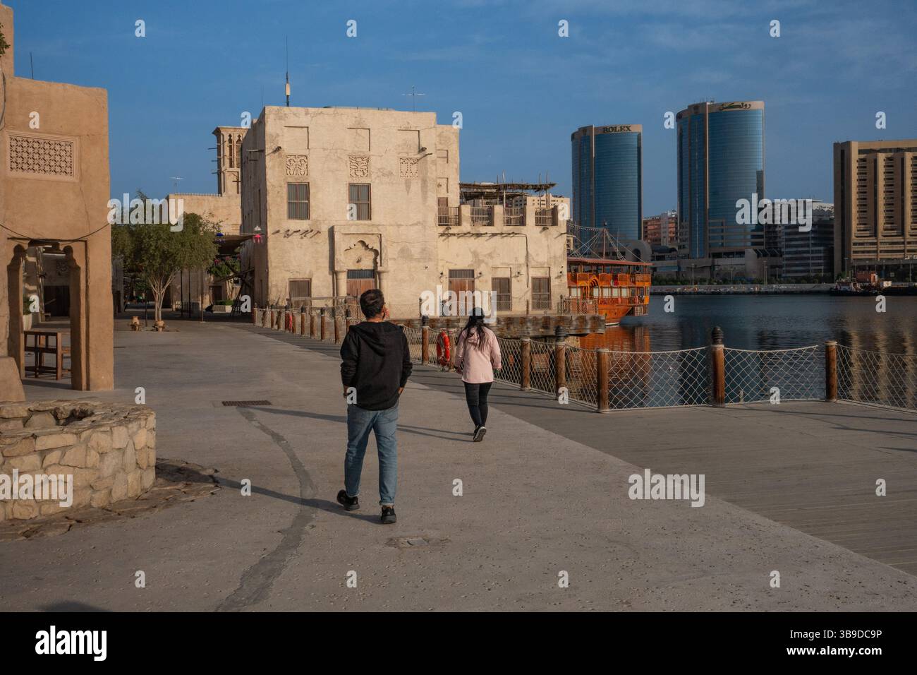 Al Seef waterfront promenade in the early morning light, Dubai Creek ...