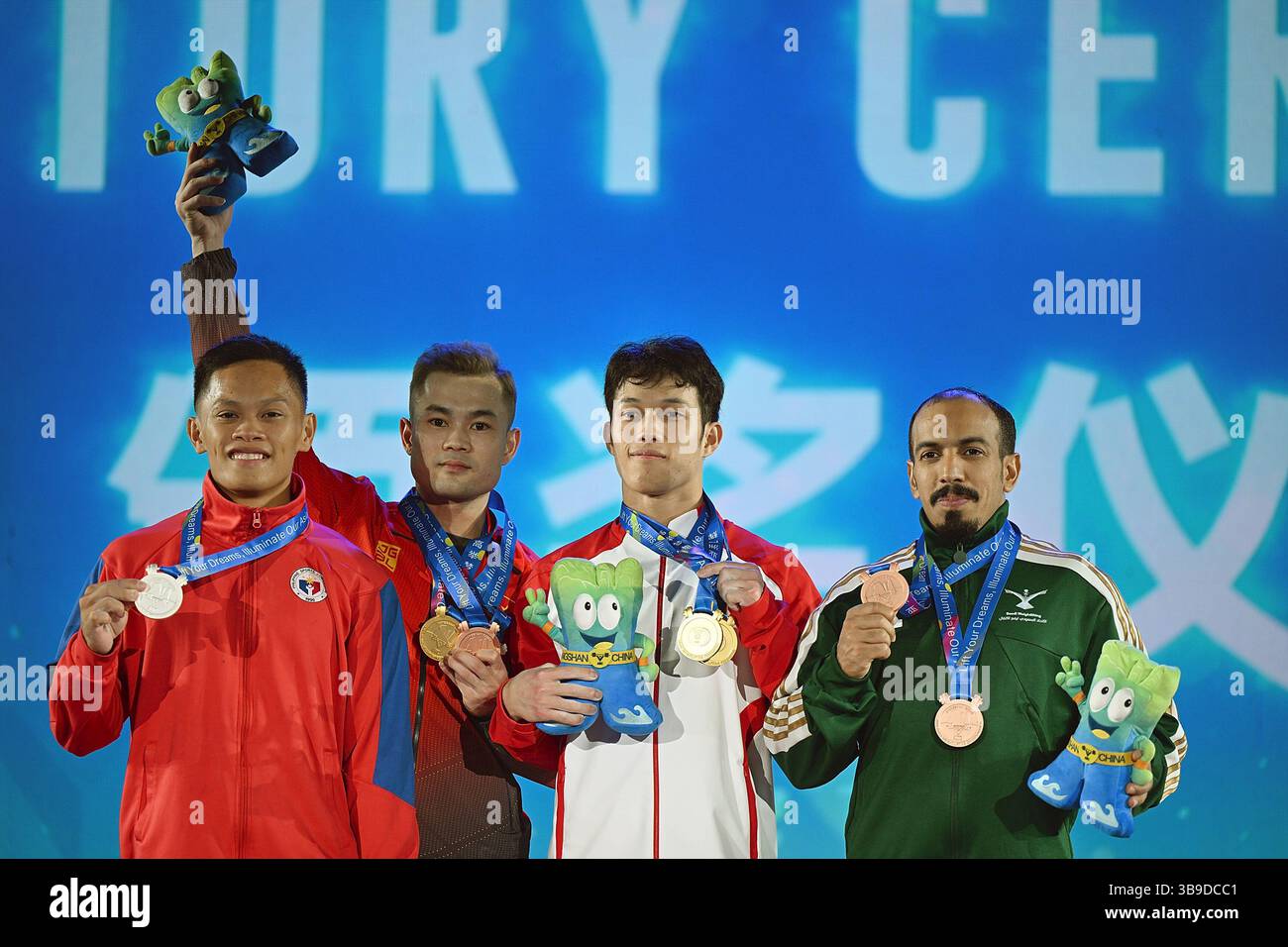 Jiangshan, China's Zhejiang Province. 9th May, 2025. Total gold medalist Wang Weidong (2nd R) of ...