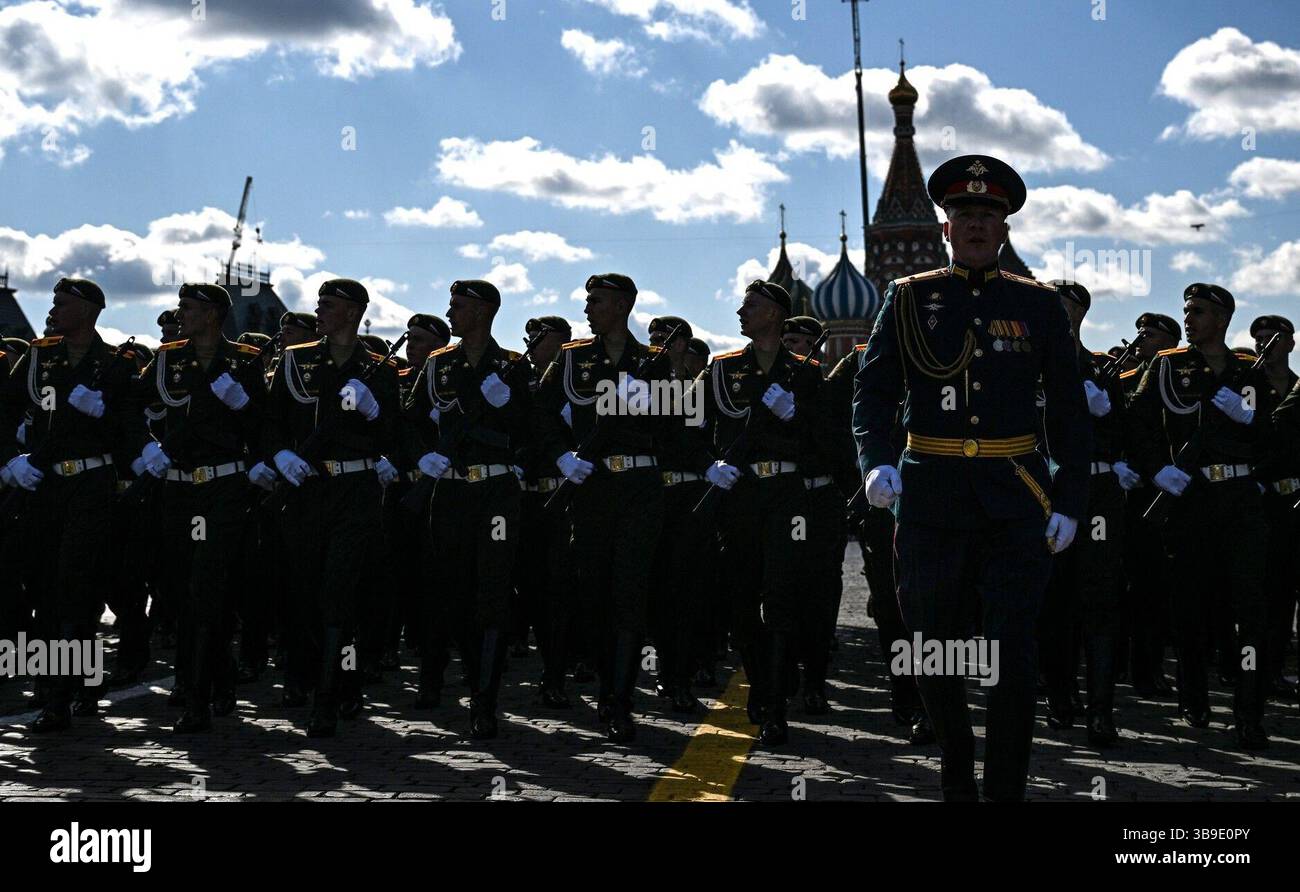 Soldiers, formation, parade, military parade of the Russian Army on Red ...