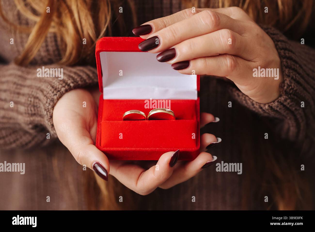 Proposalbox hi-res stock photography and images - Alamy