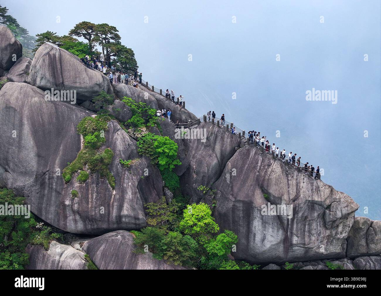 (250509) -- HUANGSHAN, May 9, 2025 (Xinhua) -- An aerial drone photo taken on May 20, 2024 shows ...