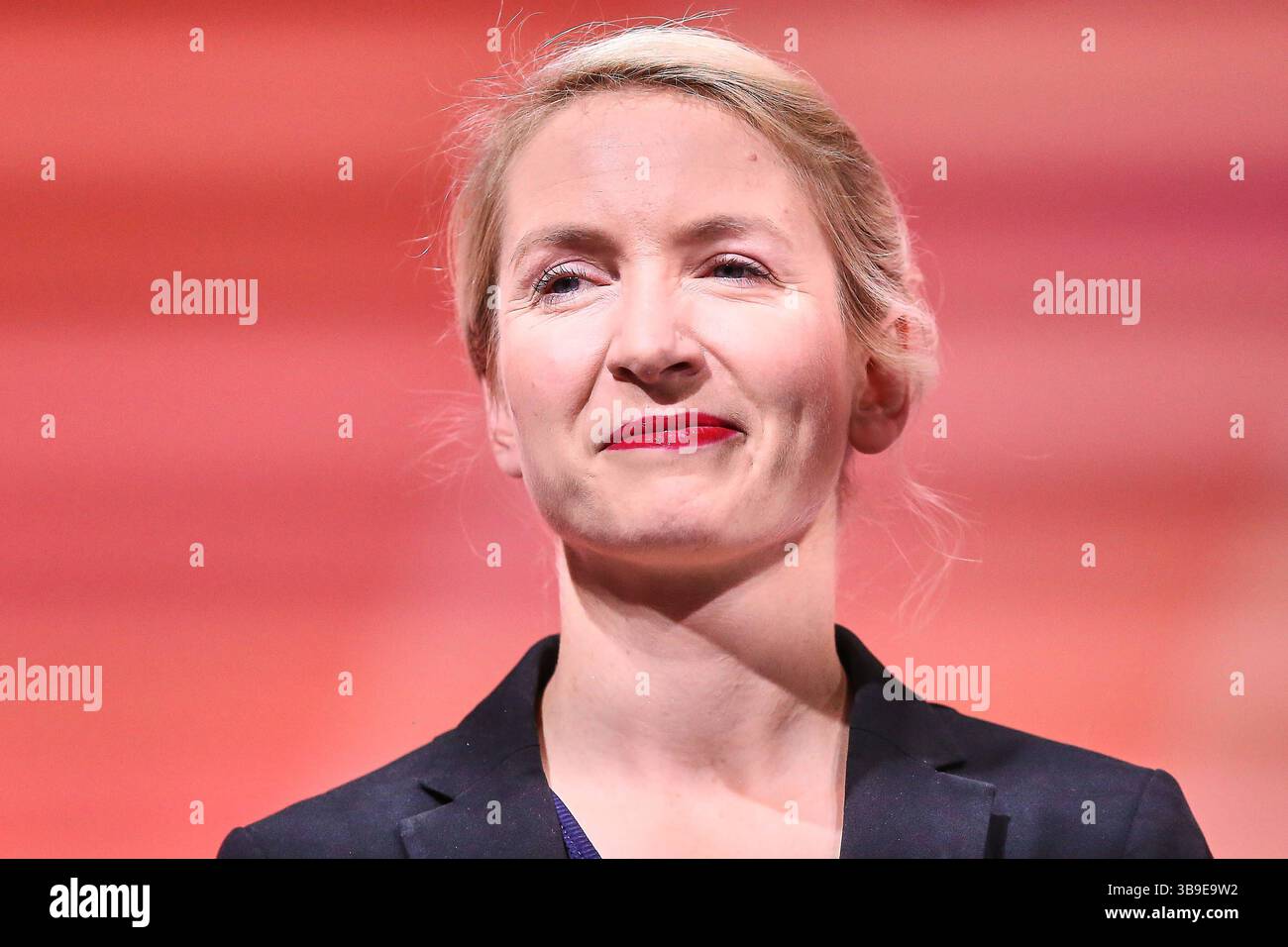 Chemnitz, Sachsen, Deutschland, 09.05.2025: Linken-Parteitag: Ines ...