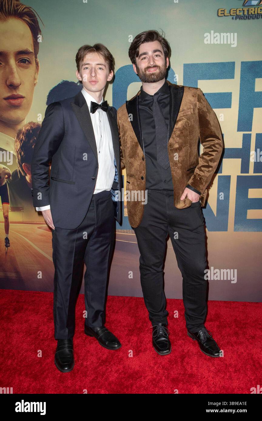 Samuel L. Pierce und Doran Danielson bei der Premiere des Kinofilms Off ...