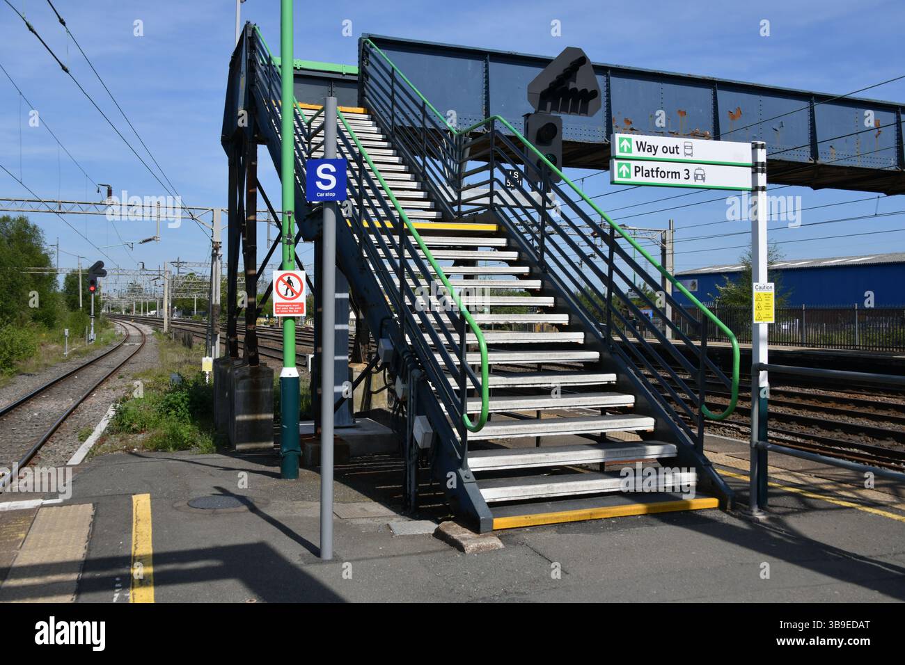 Rugeley Trent Valley footbridge showing the limited access to Platform ...