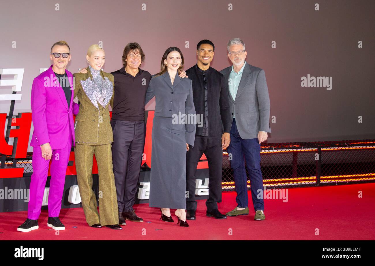 Simon Pegg, Pom Klementieff, Tom Cruise, Hayley Atwell, Greg Tarzan ...