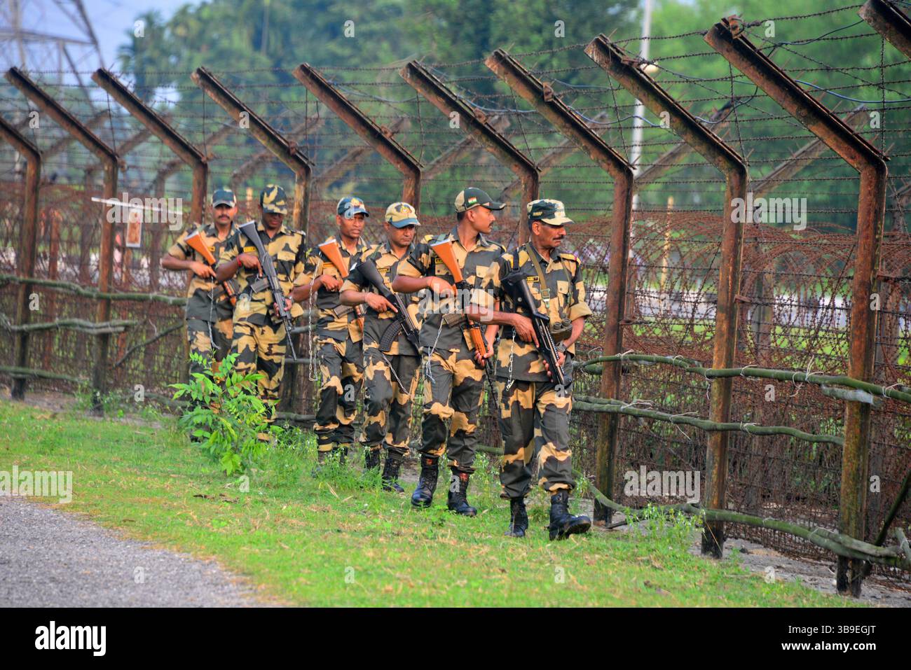 Siliguri, West Bengal, India. 9th May, 2025. Indian Border Security ...
