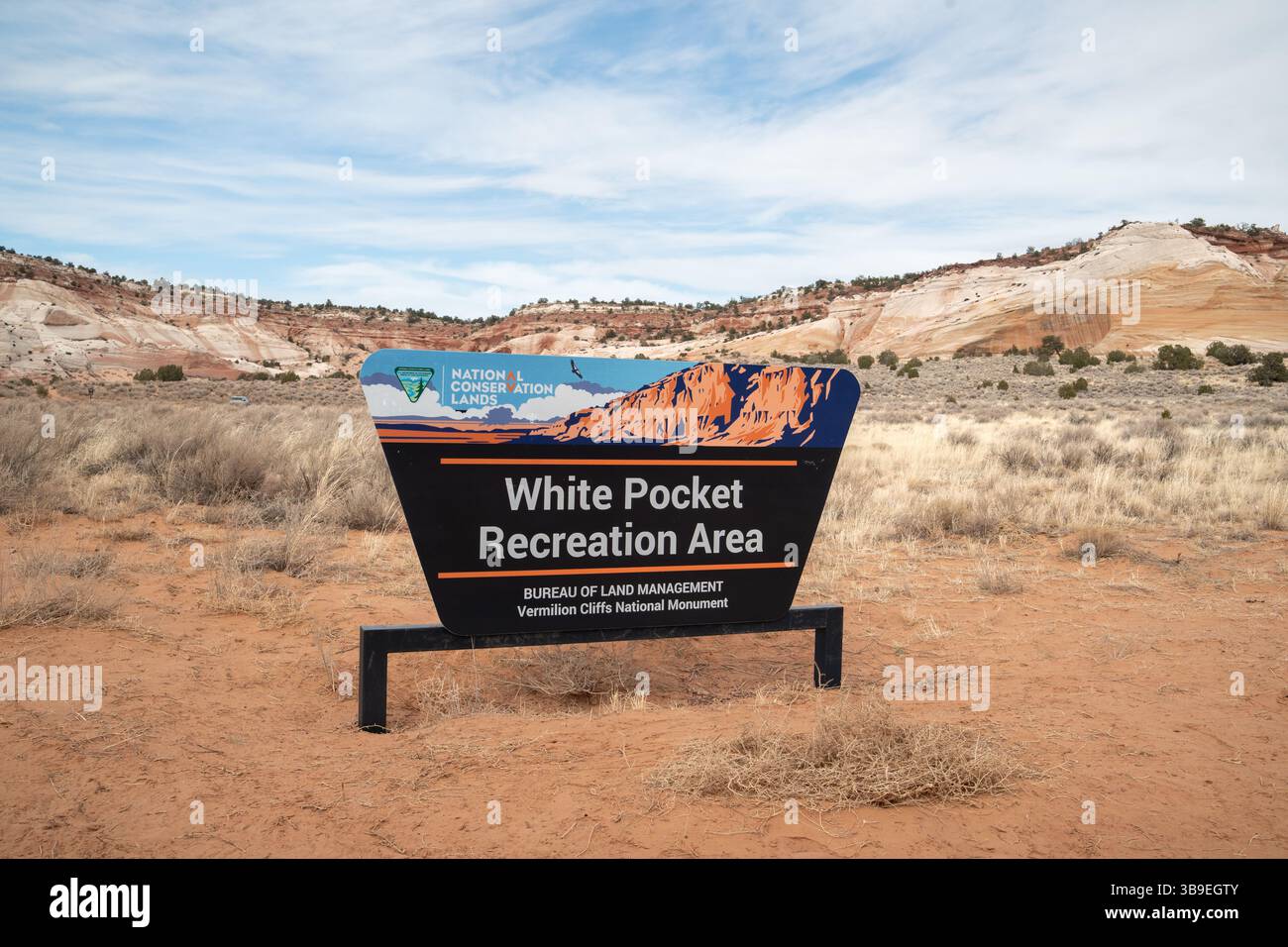 White pocket recreation area sign hi-res stock photography and images ...