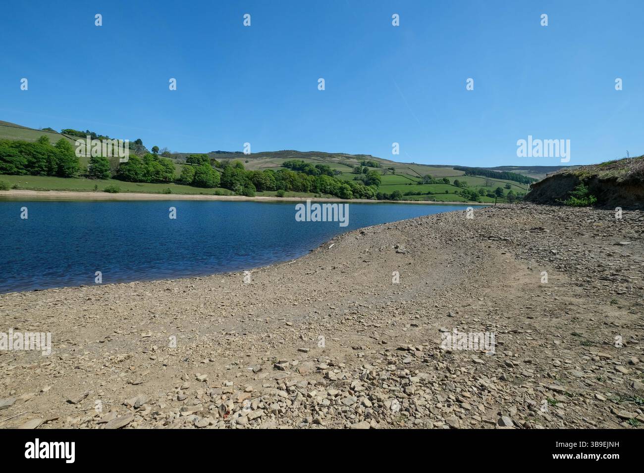 Low water at Ladybower reservoir in Sheffield Stock Photo - Alamy