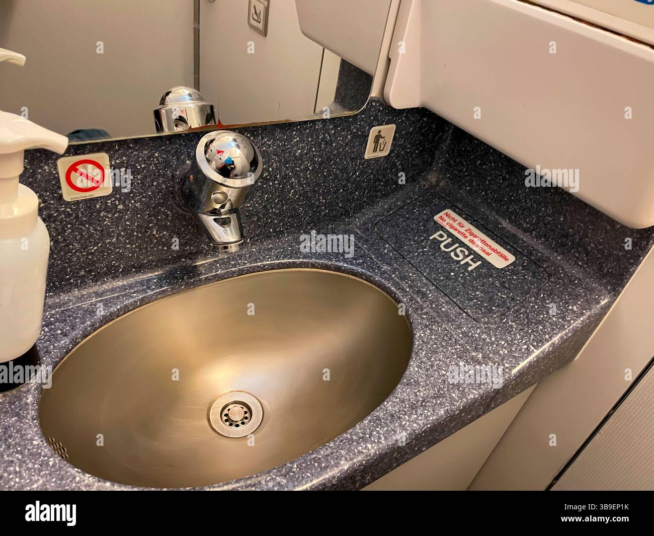Cabin details hi-res stock photography and images - Alamy