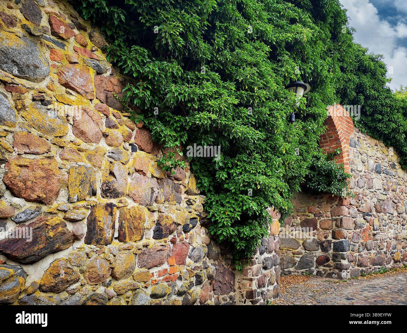 Historic town wall in Templin, Brandenburg, Germany Stock Photo - Alamy