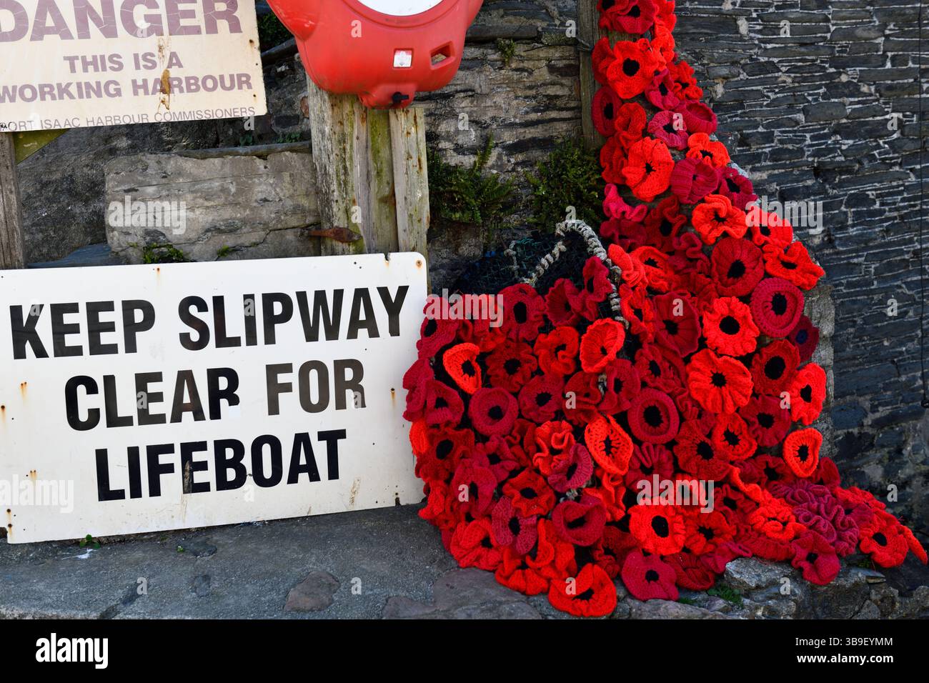 Port Isaac Harbour Signs Cornwall England uk Stock Photo - Alamy