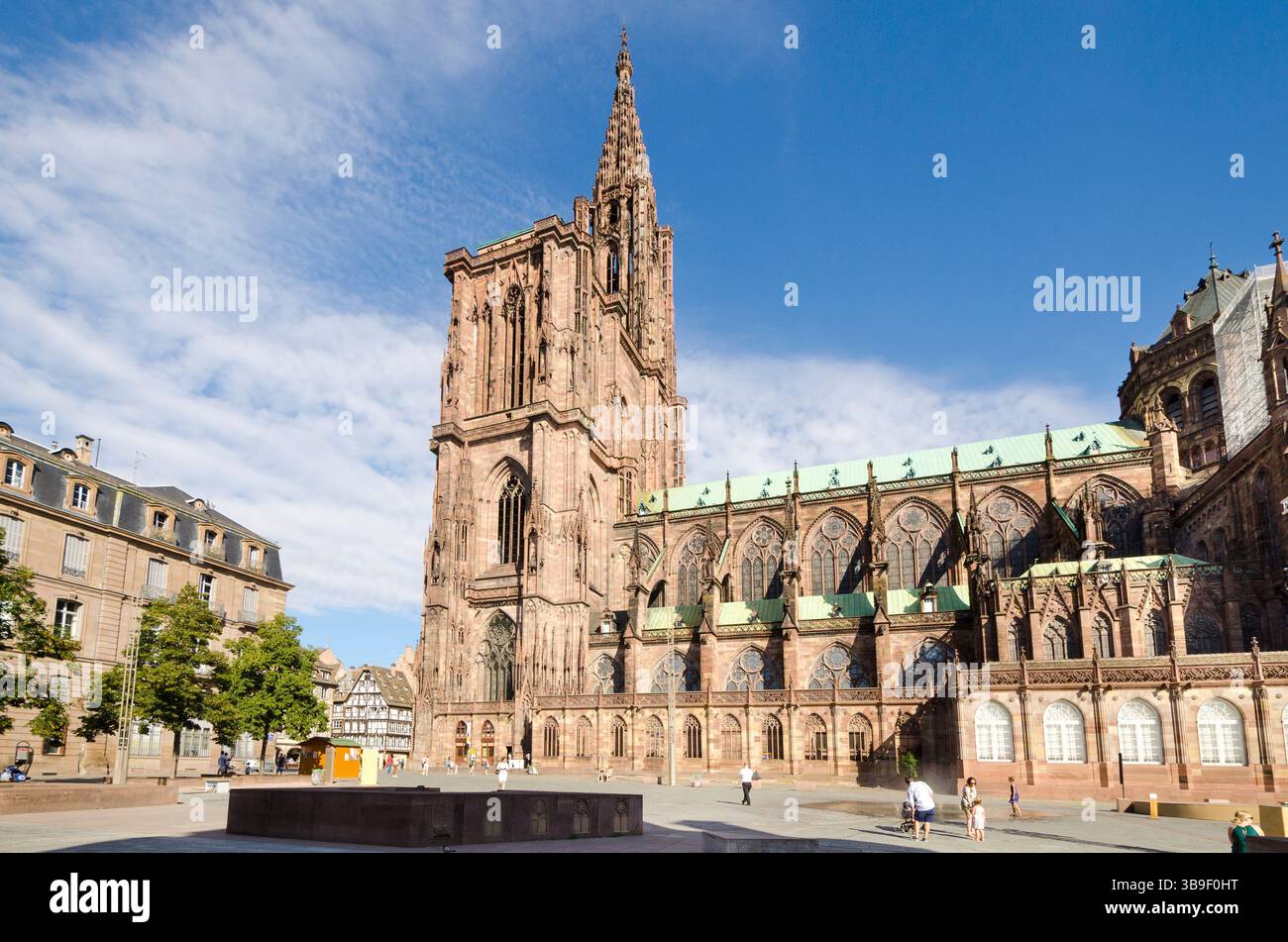 Cathedrale notre dame at the place du chateau hi-res stock photography ...