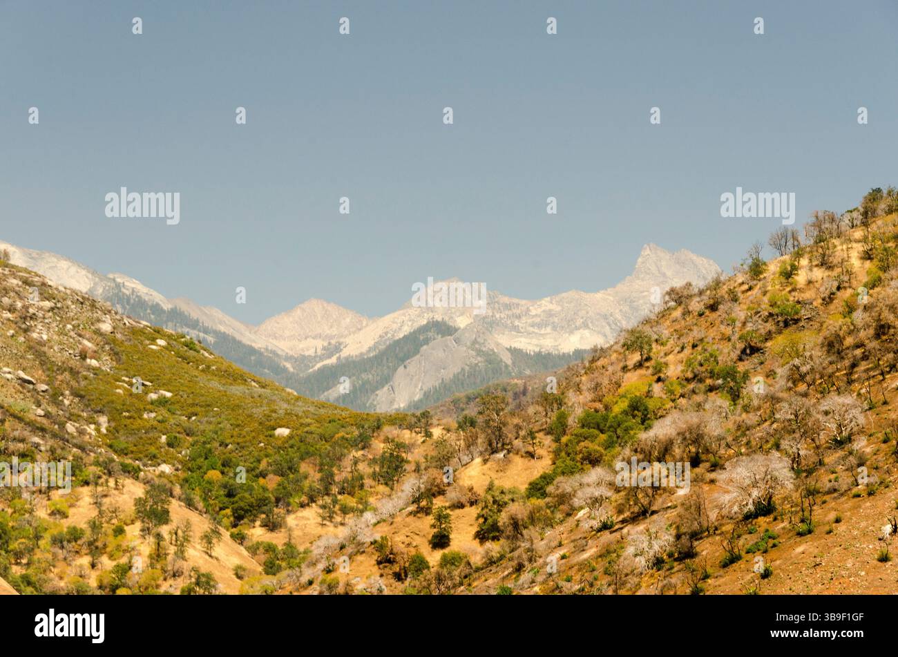 Sierra nevada mountain range hi-res stock photography and images - Alamy